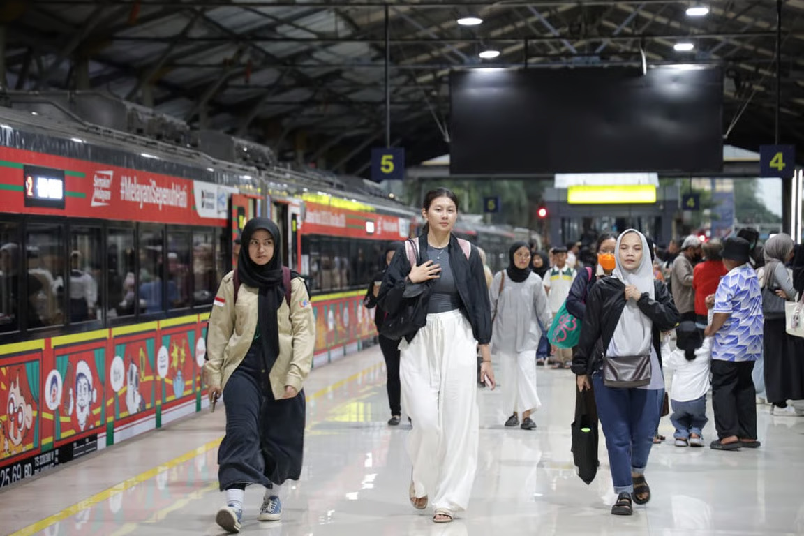 10 Stasiun Asal Terbanyak Pelanggan KA Jarak Jauh yang datang ke Wilayah Daop 2 Bandung Untuk ...